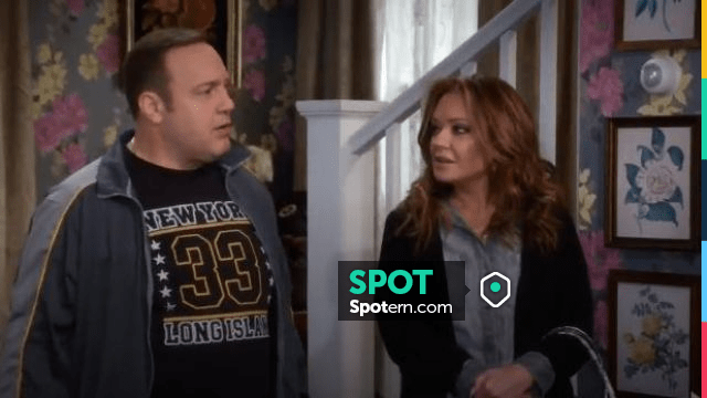 Bella Dahl Pullover Top worn by Vanessa Cellucci (Leah Remini) in Kevin ...