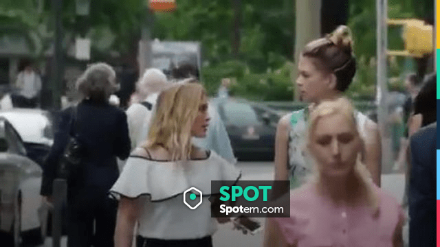 Alexis Isa Top worn by Kelsey Peters (Hilary Duff) in Younger (S03E03 ...