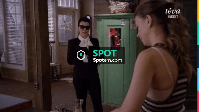 Givenchy Mohair Double-Breasted Veste portée par Maggie (Debi Mazar ...