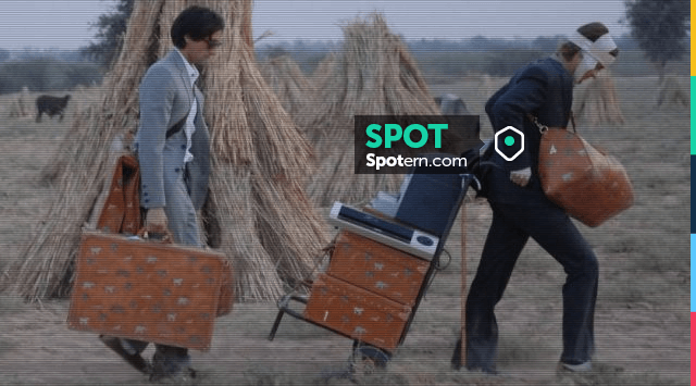 The dark blue suits of Francis Whitman (Owen Wilson) in aboard the ...