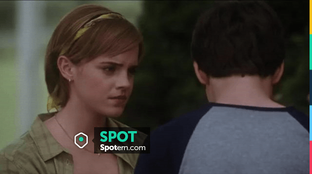 The necklace star of Sam (Emma Watson) in The World of Charlie | Spotern