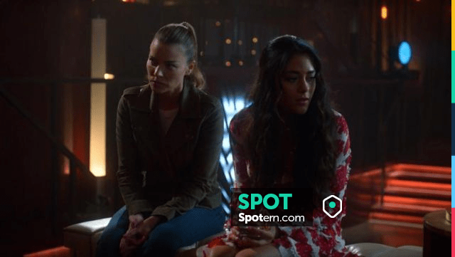 Vestido blanco de flores rojas de Eva (Inbar Lavi) en Lucifer (S04E05 ...