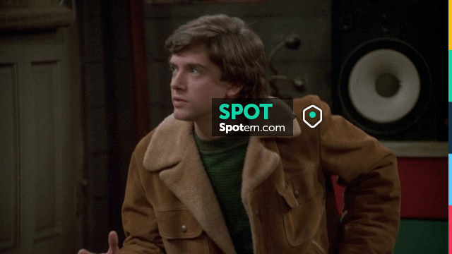 Eric Forman's (Topher Grace) brown jacket as seen in That '70s Show ...