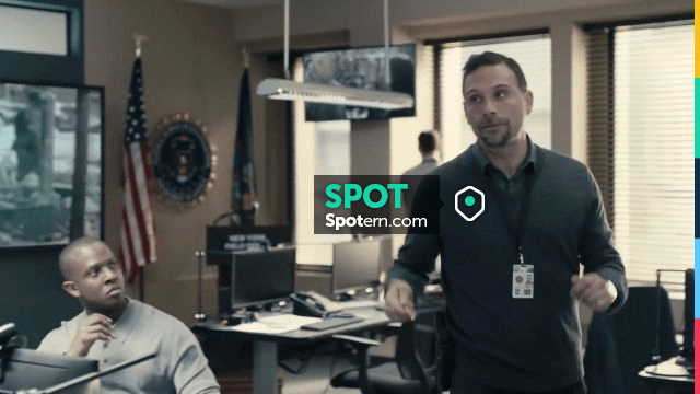 Sudor usado por el Agente Especial Asistente a Cargo Jubal Valentine ...