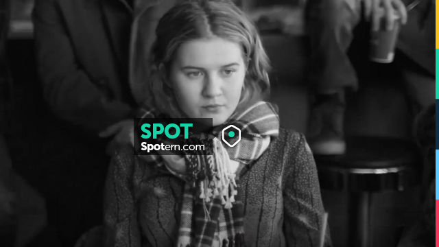 The large scarf plaid of Charlotte (Marguerite Bouchard) in Charlotte ...