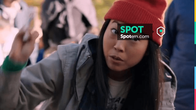 Le Bonnet rouge de Constance (Awkwafina) dans Ocean's 8 | Spotern