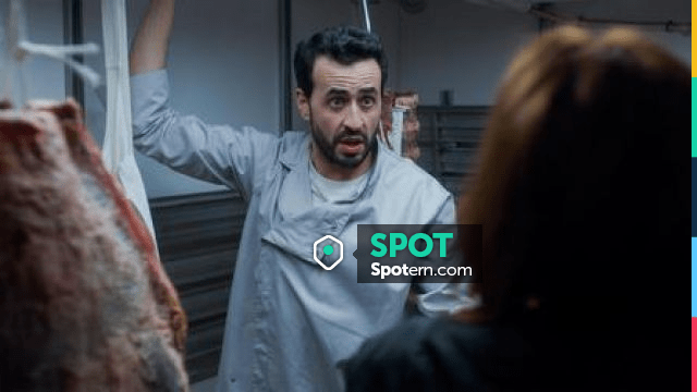 La blouse bleue portée par Joseph (Jonathan Cohen) dans Family Business ...