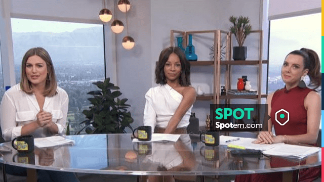 Zara Pleated Dress worn by Melanie Bromley on E! News July 01,2019 ...