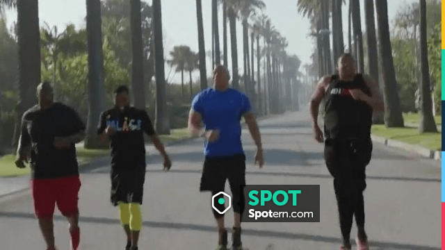 Black 3/4 Leggings worn by Spencer Strasmore (Dwayne Johnson) in ...