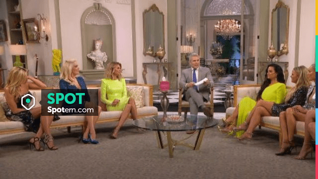 Halpern Strapless Starburst-Sequin Fitted Cocktail Midi Dress usado por ...