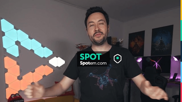 The T shirt black Jojol in Odd Phone : the Hand Spinner Phone exists ...