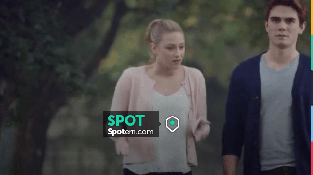 Club Monaco Brett Silk Tank worn by Betty Cooper (Lili Reinhart) in ...