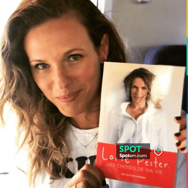 The book things of my life Lorie Railing on the account instagram of ...