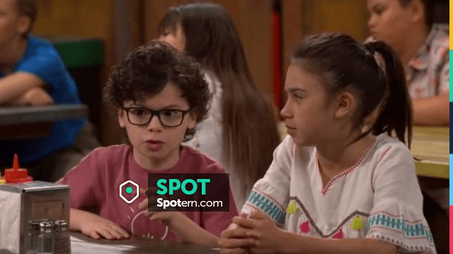 Zara Light Bulb T-shirt worn by Raphael Alejandro in BUNK'D (Season 04 ...