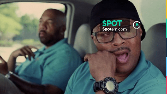 Glasses of view of Simon (Sultan Salahuddin) in South Side (S01E02 ...