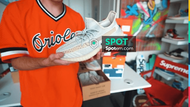 Sneakers adidas Yeezy Boost 350 V2 of Harrison Nevel in I Bought The 10 ...