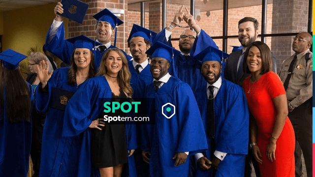 Graduation gown worn by Teddy (Kevin Hart) in Night School | Spotern