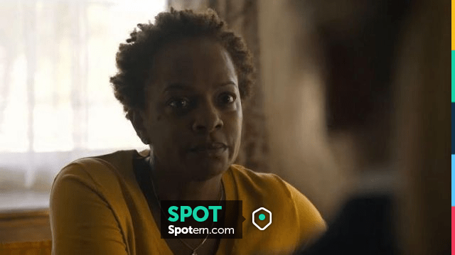 Yellow Long Sleeves Sweaters worn by Lola Hawkins (Aisha Lomax) in ...