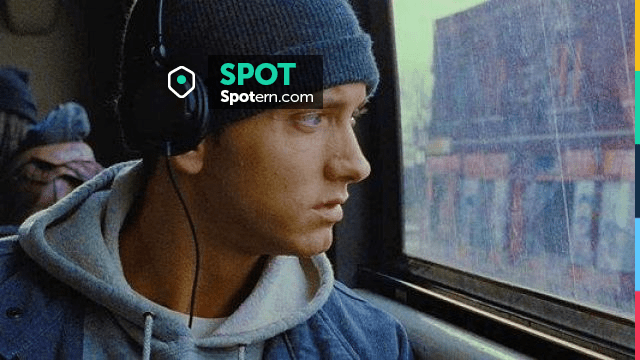 Sony headphones of Jimmy 'B-Rabbit' Smith (Eminem) in 8 Mile | Spotern