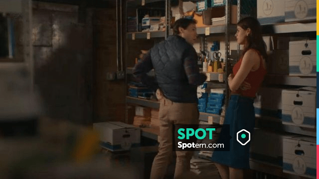 Faldas de mezclilla azul usadas por Emma Corrigan (Alexandra Daddario ...