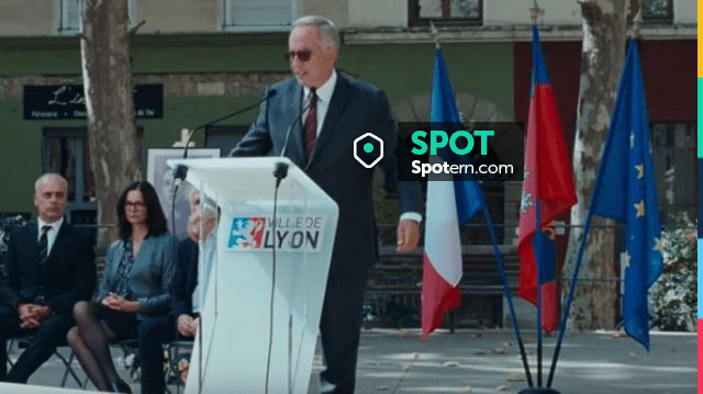 Navy jacket worn by Paul Théraneau (Fabrice Luchini) in Alice and the ...