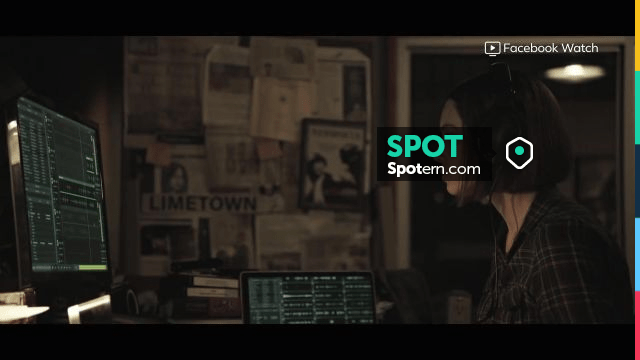 Bose headphones used by Lia Haddock (Jessica Biel) in Limetown (S01E01 ...