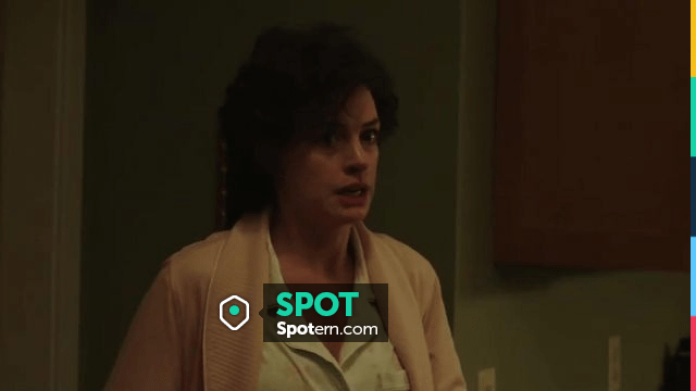 Pink pajamas worn by Sarah Bilott (Anne Hathaway) in Dark Waters | Spotern