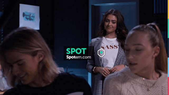 Blazer a cuadros usado por Kimmy Stitcher (Clara Wilsey) en Tall Girl ...