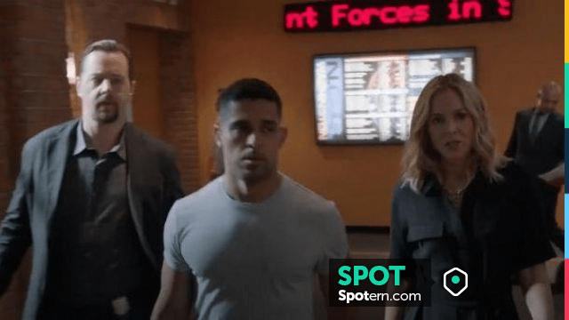 Equipment black button down shirt dress worn by Jack Sloane (Maria ...