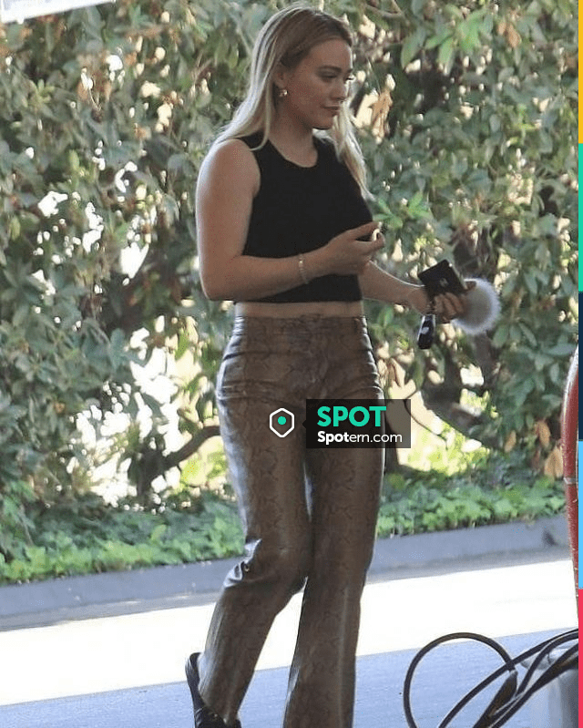 Nili lotan vianna snake effect leather flared pants worn by Hilary Duff ...