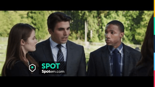 Pearl necklace Candice Hooper (Ellen Wroe) in final Destination 5 | Spotern