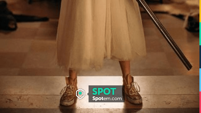The pair of Converse yellow of Grace (Samara Weaving) in Wedding ...