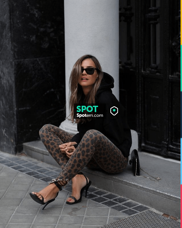 Black Hoodie of Silvia Zamora on the Instagram account @ladyaddict ...