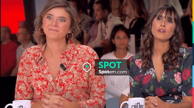 La chemise imprimée rouge de Camille Dauxert dans Clique | Spotern