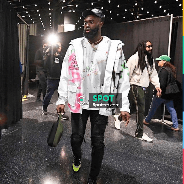 La veste de ski Goretex à imprimé graffiti Off-White de Jaylen Brown ...
