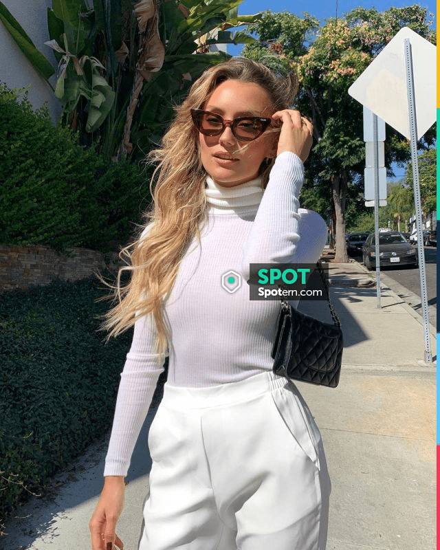 Col roulé manches longues côtelé de Chloé Bleinc sur le compte Instagram de @chloebbbb | Spotern