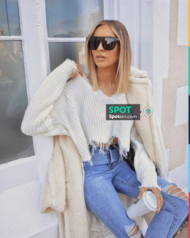 Cream Ted­dy Coat of Alexx Coll on the Instagram account @alexxcoll ...