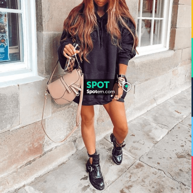 Daniel wellington Icon­ic Link of Beth Bartram on the Instagram account ...