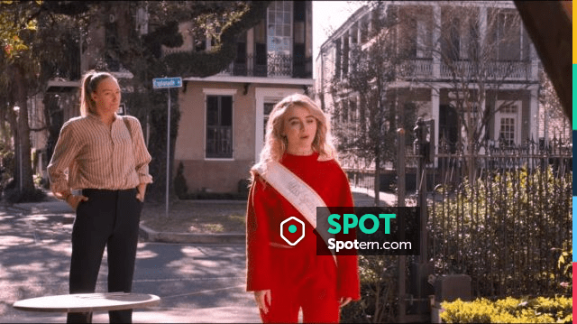 The red set of Harper Kreyman (Sabrina Carpenter) in Tall Girl | Spotern