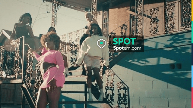 Sudadera con capucha crema en Megan Thee Stallion x VickeeLo – Ride Or ...