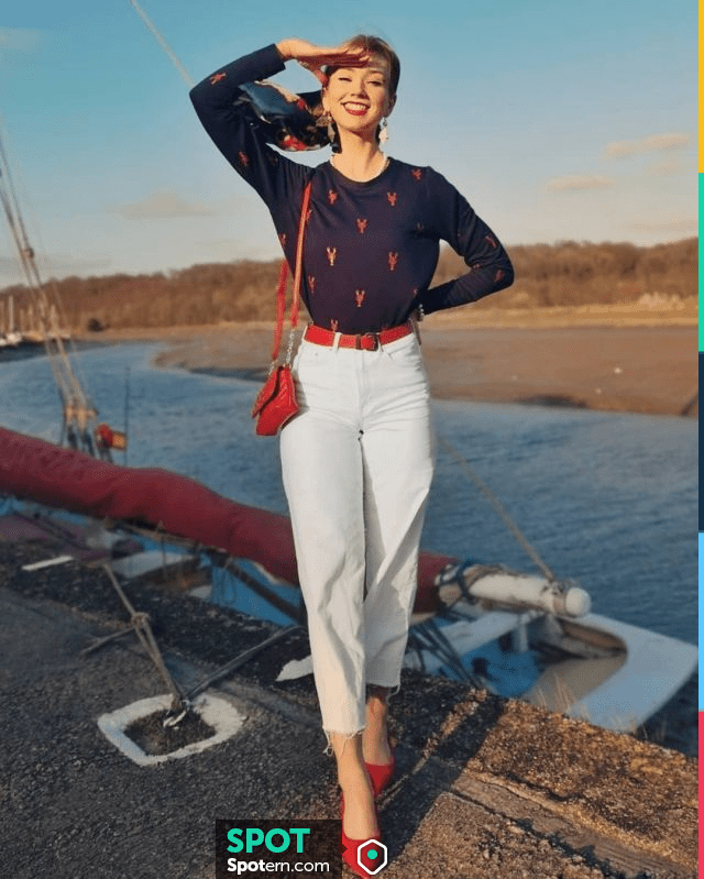 Zapatos de tacón rojo de Abi Milner en la cuenta de Instagram @abigail ...