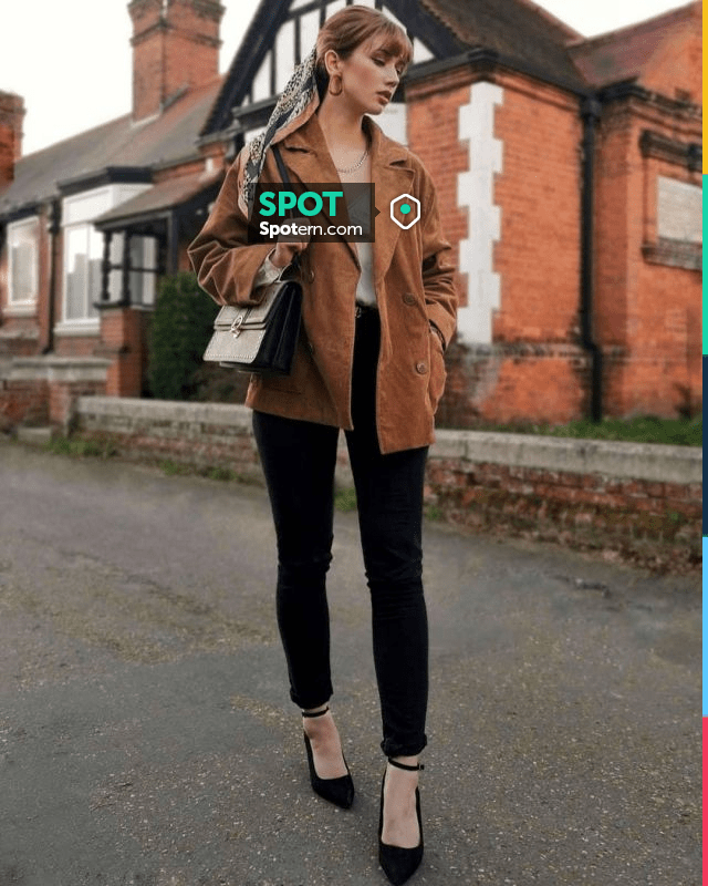 En Cuir marron Suede Shirt de Abi Milner sur l'Instagram account ...