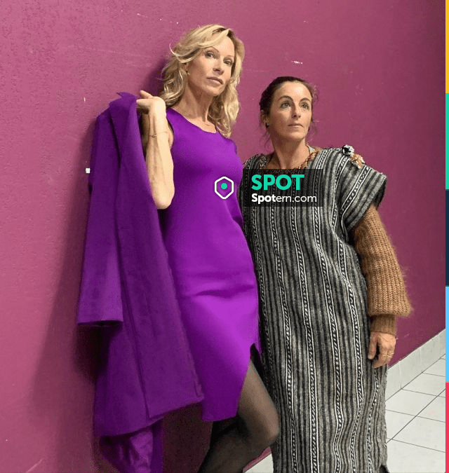 Robe violette de Rebecca Hampton sur le compte Instagram de @rbk ...