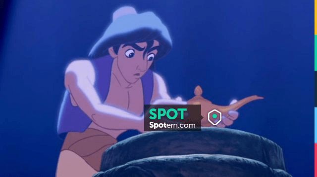 The replica of the magic lamp of Aladdin in Aladdin | Spotern