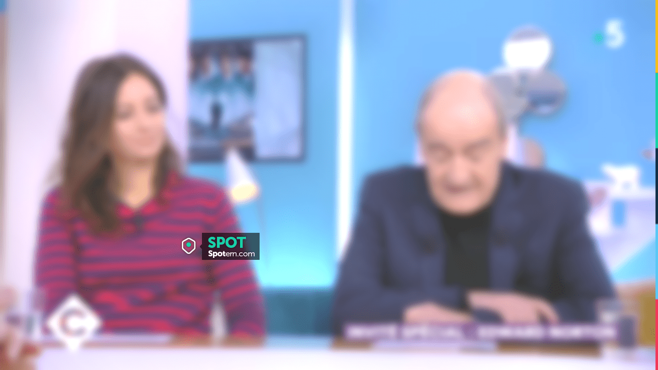 The sweater navy blue striped long sleeve and round neck of Marion ...