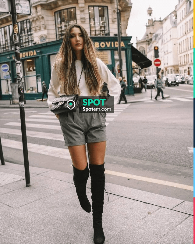 Le sac Timeless de Chanel porté par Wendy Swan sur le compte Instagram ...