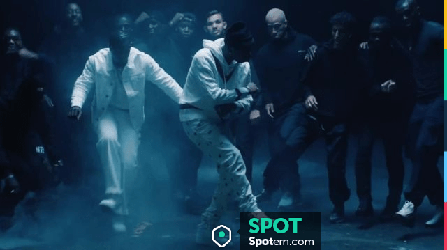 The pair of white rising nike worn by 4 keus in the clip 4Keus - Paris ...