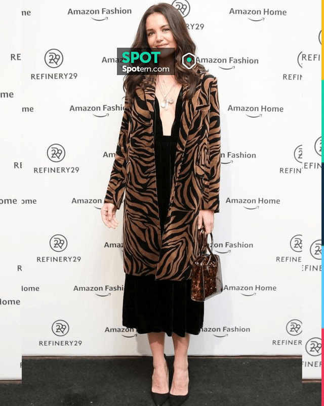 Laura Lom­bar­di Xl Clas­sic Hoop Ear­ring worn by Katie Holmes Amazon ...