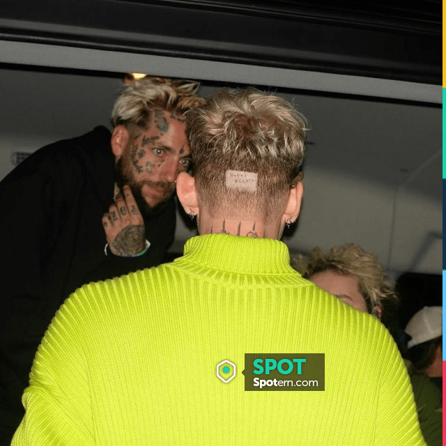The sweater neon yellow Machine Gun Kelly on his account Instagram ...