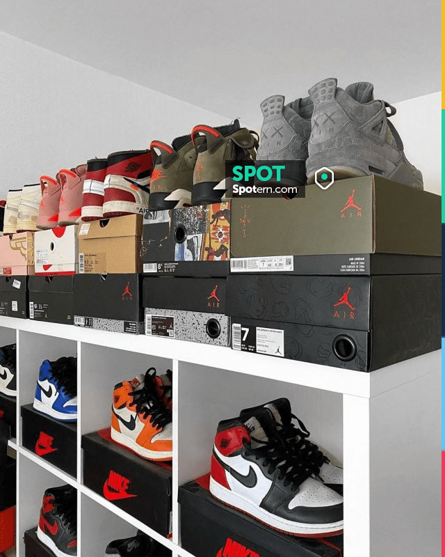 Jordan 4 account on the Instagram of @viewmore | Spotern